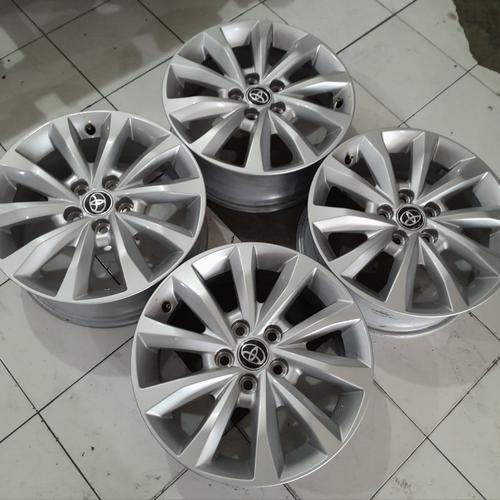Jual velg mobil bekas ori innova zenix r17 lebar 6,5 et40 baut 5x114,3 ...