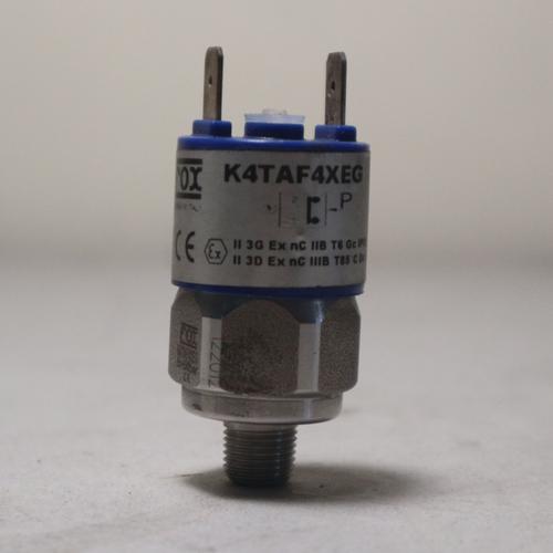 Jual FOX PRESSURE SWITCH K4TAF4XEG 5-50Bar, Pmax 300 bar - Kab ...