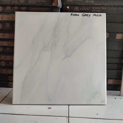 Jual Keramik lantai mulia 40x40 Avon grey | glossy - Kab. Bogor - Mitra ...