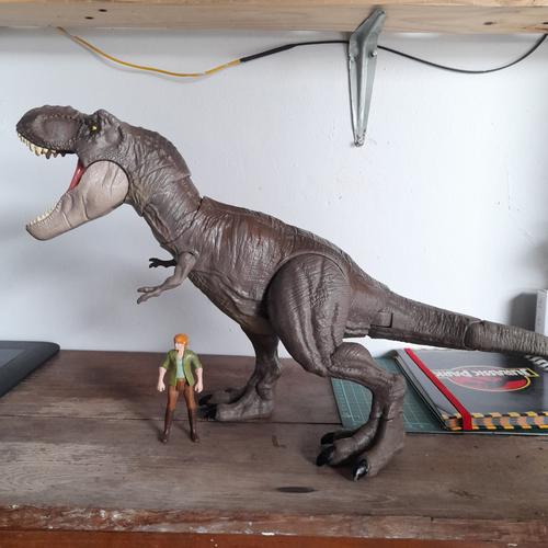 Jual jurassic world tyrannosaurus rex bite n fight junk figure - Kab ...