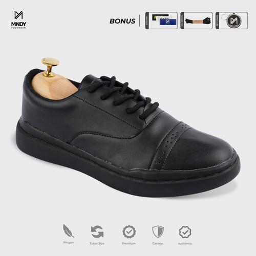 Promo MNDY Official - Jobs Black - Sepatu Kulit Semi Formal Hitam Pria ...