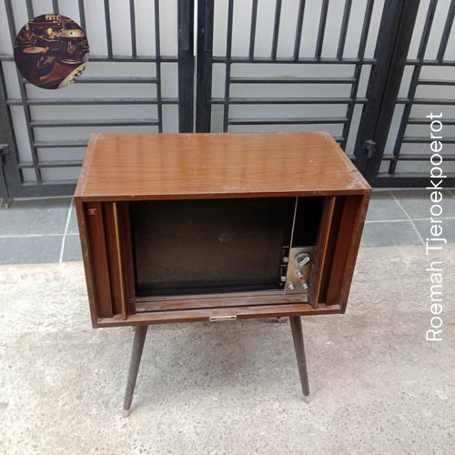 Jual Tv Jengki Tv Antik Tv Jadul Lawas Vintage Television Retro Barang ...