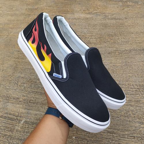 Jual SEPATU SLIP ON PRIA UKURAN 45 46 47 48 JUMBO BIG SIZE MOTIF API ...