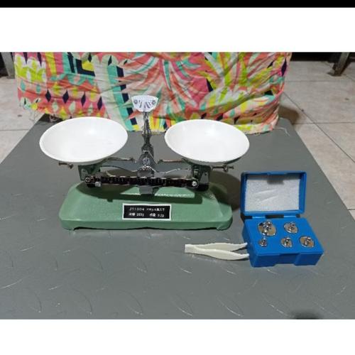 Jual Timbangan Neraca 200 Gram obat atau timbangan table neraca 200Gram ...