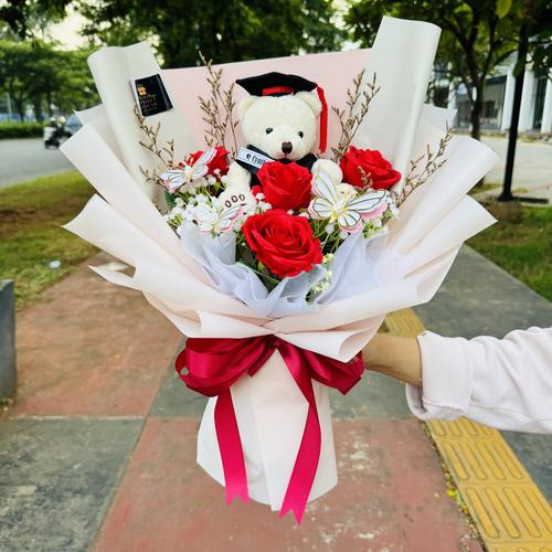 Promo Buket Bunga Wisuda Free Selempang Nama Kado Wisuda Graduation ...