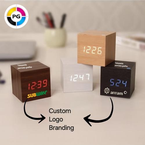 Jual Jam meja digital kayu led / wooden clock atau jam motif kayu ...