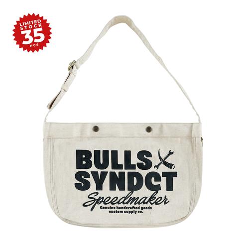 Jual BULLS SYNDICATE Newspaper Bag Keilana Off White - Kota Surakarta ...