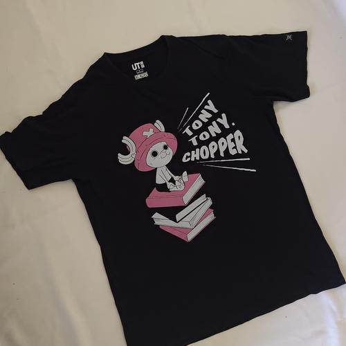Jual Baju Kaos Uniqlo Colab One Piece Chopper Second Original - Kab ...