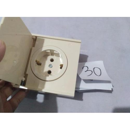 Jual KS - terminal stop kontak ada tutup broco colokan listrik tembok ...