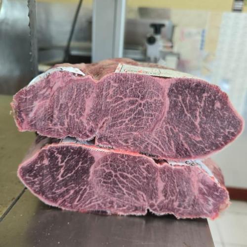 Jual Hot Sale Marukawa Beef Japanese Wagyu A5 Steak / Daging Sapi ...