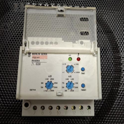 Jual Vigirex Merlin Gerin RH328A 220-240VAC,Mohon Cek Stock Dahulu ...