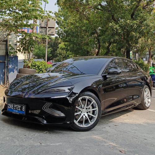 Jual Modifikasi mobil byd seal emnggunakan velg hsr forged R19 pcd ...