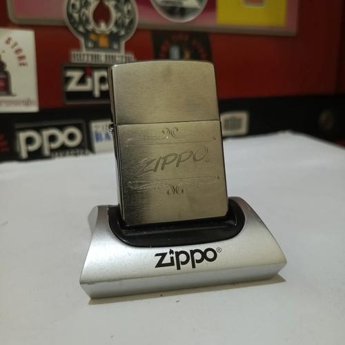 Jual Zippo Brushed Chrome Zippo Logo Design 2017 - Kab. Magelang - Dams ...