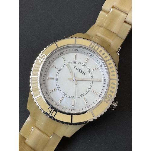 Jual Jam Tangan Wanita Fossil ES2457 Original 38mm Case With Mother Of ...