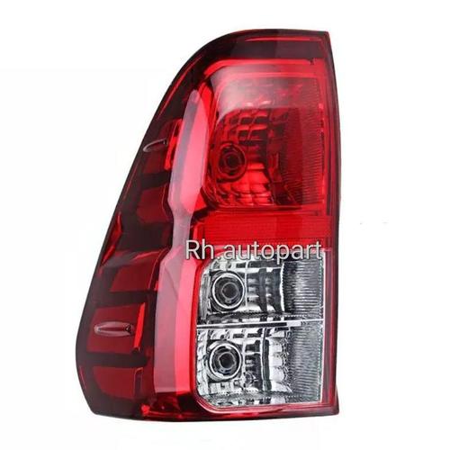 Jual ** TAIL LAMP/STOP LAMP /LAMPU REM HILUX REVO 2015-ON ** - Hilux ...