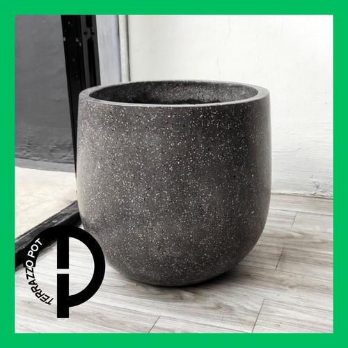 Jual pot teraso kapsul hitam terrazzo - Kota Depok - Terrazzo Pot ...