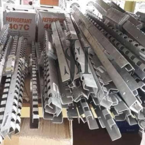 Jual Hunger Hanger Plus Breket Stenlis (Gantungan Tirai Plastik Curtain ...