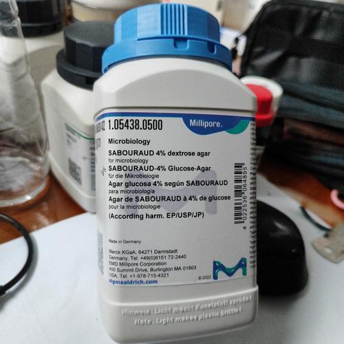 Jual Sabouraund 4% dextrose agar merck / SDA Merck 500G - Kota Depok ...