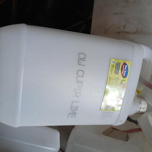 Jual Jerigen tebal dan aman 5 liter bekas cocok untuk lab dan kimia ...