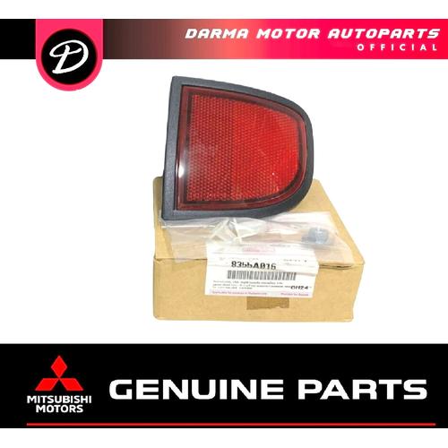 Jual Lampu Reflektor Reflector Lampu Bumper Belakang Mitsubishi Triton ...
