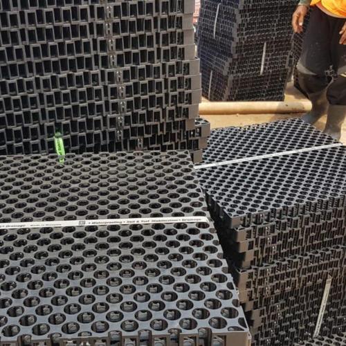Jual Drainase Cell Ukuran 50CM x 50CM - Alas Untuk Rumput Sintetis (4 ...