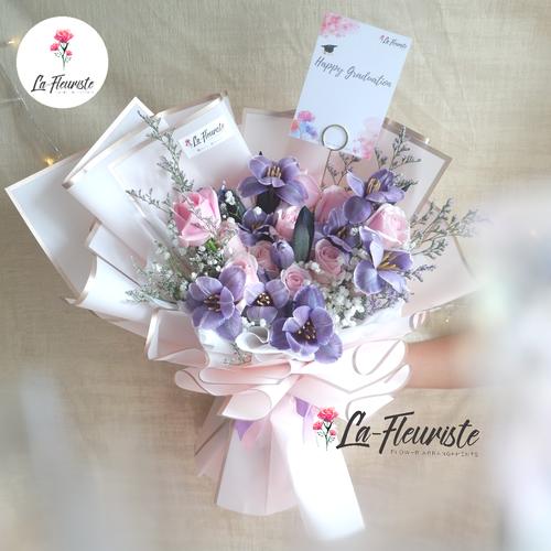 Promo Tulip Biru | Bunga mawar tulip import | buket ulang tahun ...