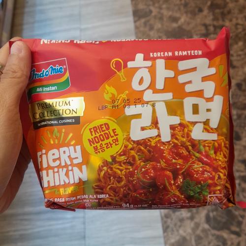 Jual Indomie premium Korean Ramyeon fried noodle Fiery Chikin mie goreng instant rasa Ayam Pedas ...
