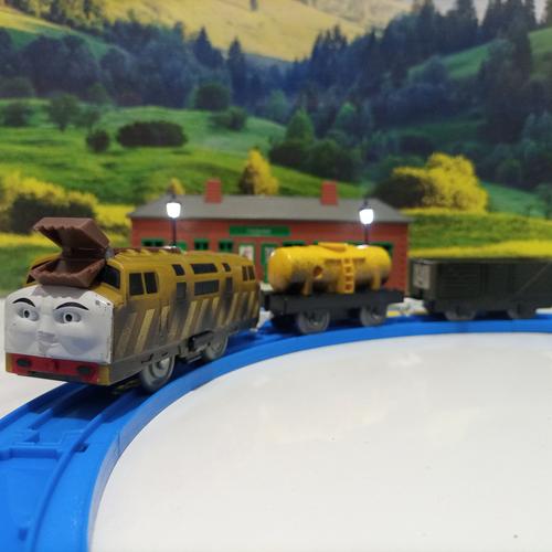 Jual Mattel - Thomas & Friends Old TrackMaster Diesel 10 Takes Charge ...