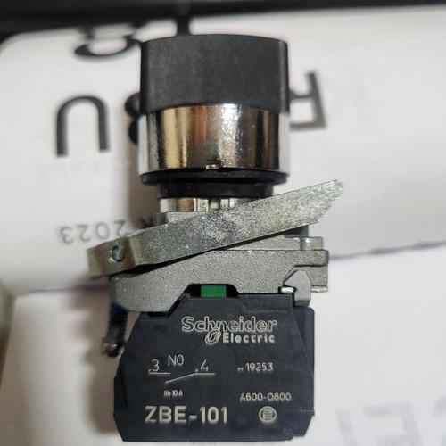 Jual Selector Switch 3 Positions Schneider Zb4Bd5 - Jakarta Barat - YA ...