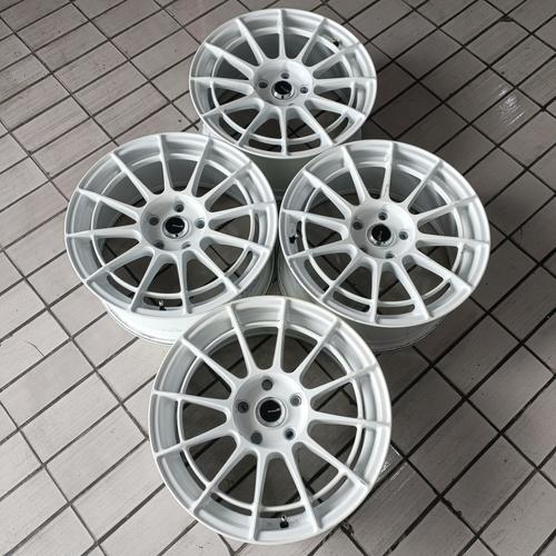 Jual VELG MOBIL BEKAS RACING ENKEI R17 BAUT 5X114,3 COCOK BUAT MERCY ...