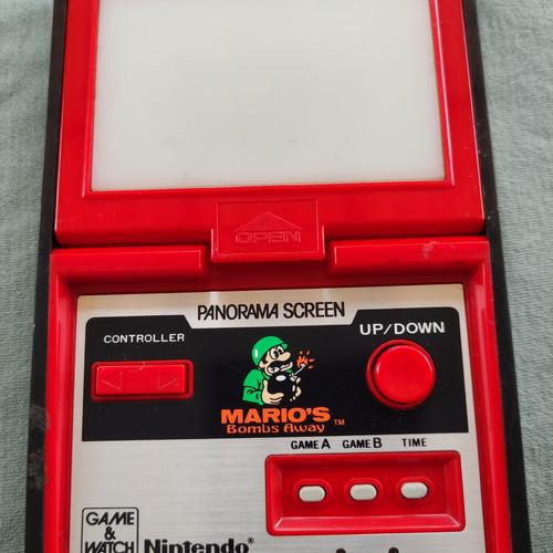 Jual Nintendo game watch gimbot jadul Panorama screen Mario's bombs ...