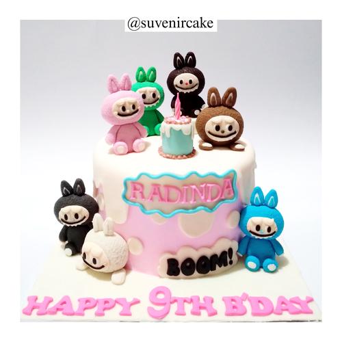 Jual cake custom/cake tema labubu/kue ulang tahun labubu/labubu cake ...