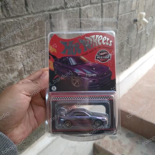 Jual Hot Wheels NISSAN SKYLINE GT-R R34 CHAMELEON RLC FREE PROTECTOR ...