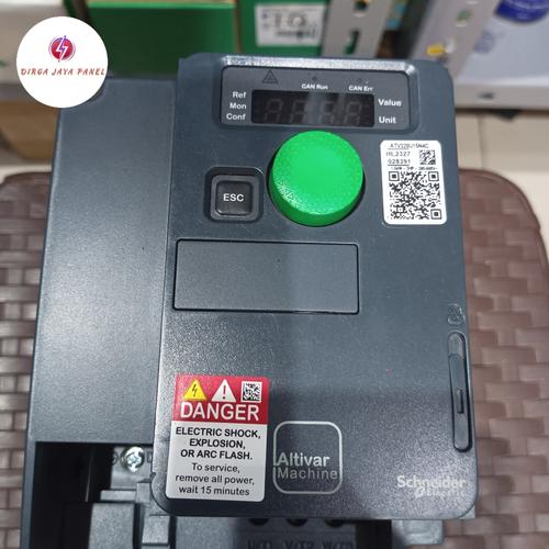 Jual INVERTER SCHNEIDER ALTIVAR 320 ATV320U15N4C 1.5kW - 2HP SCHNEIDER ...