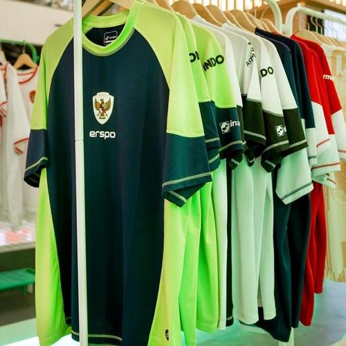 Jual Timnas Indonesia Training 2024/2025 Erspo Official Merchandise ...