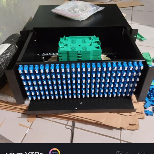 Jual OTB 288 CORE LC UPC 4U LENGKAP DENGAN PIGTAIL DAN AKSESORIS NYA ...