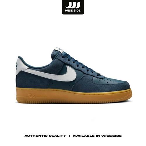 Promo Sepatu Sneakers Pria Nike Air Force 1 Low '07 LV8 Armory Navy Gum ...