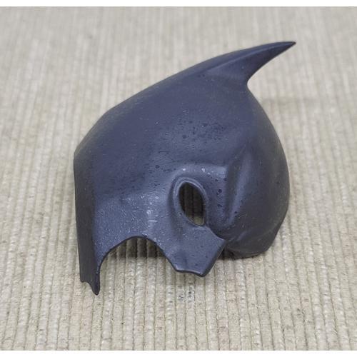 Jual 1895. Broken Cowl Batman - HOT TOYS BANE TDKR [KITBASH 1/6 ...