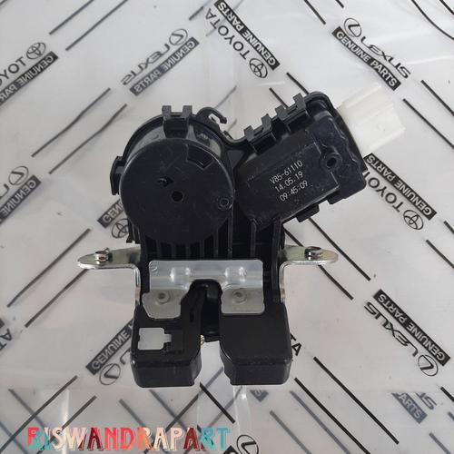Jual DOOR LOCK DOORLOCK KUNCI PINTU BAGASI BELAKANG AVANZA ALLNEW XENIA ...