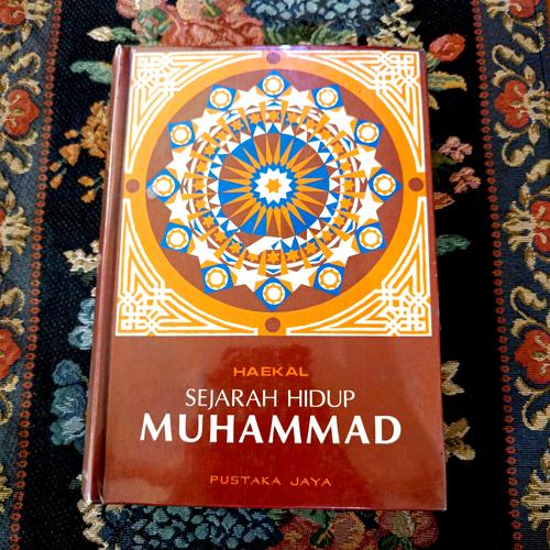 Jual sejarah hidup Muhammad by Muhammad Husein Haekal pustaka jaya 1980 ...