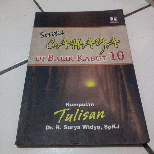 Jual Buku setitik cahaya di balik kabut 10 - Kota Tangerang - MSNbook | Tokopedia