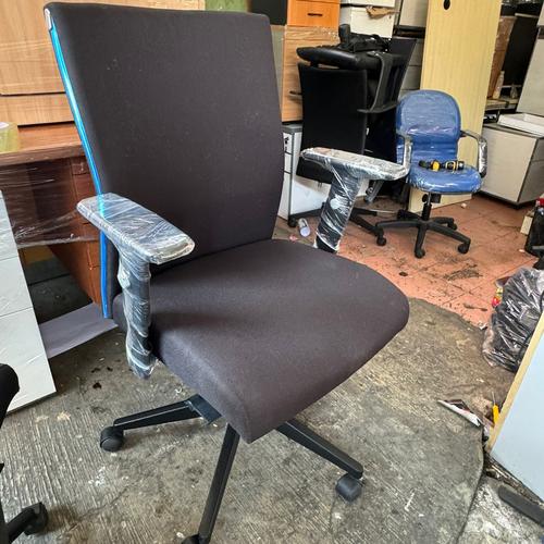 Jual Kursi minimalis Impor dr Malaysia merk ARTMATRIX Armrest ...