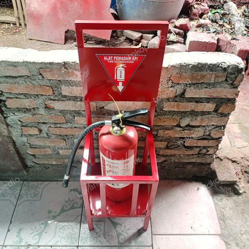 Jual Tempat Dudukan APAR 3-9 kg Rak Besi Tatakan Kursi Apar Besi Hollow ...