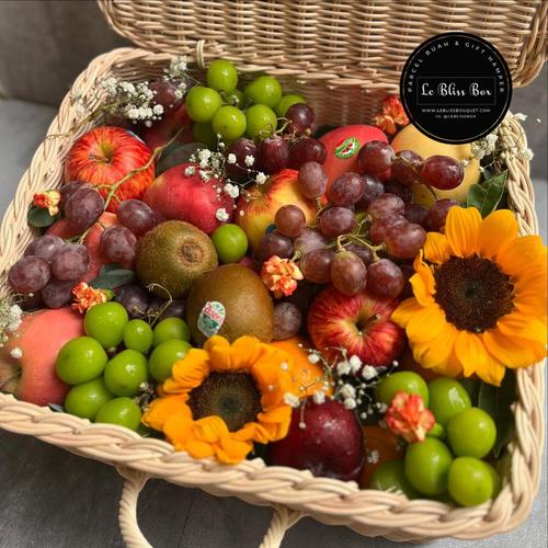 Promo Sunflower Rattan Fruit Box | Parcel Buah kekinian by Le Bliss Box ...