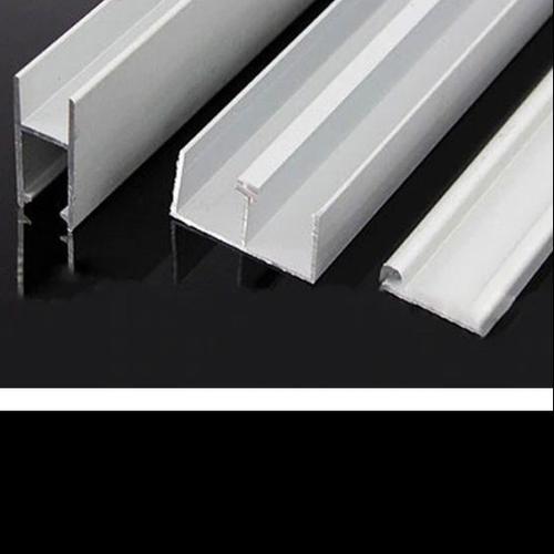 Jual Rel Aluminum Etalase / Rel Kaca Showcase "UHM" - U. 6mtr - Jakarta ...