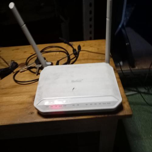 Jual router fiber home bekas normal - Kab. Tangerang - BRAMUZ | Tokopedia