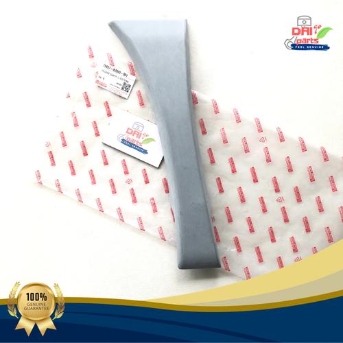 Jual Moulding Bodi Samping Depan Roda Belakang Daihatsu Luxio - Kiri ...