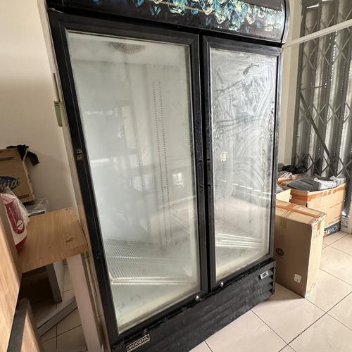 Jual Modena showcase Chiller 2 pintu/Modena Chiller 2 pintu - Jakarta ...