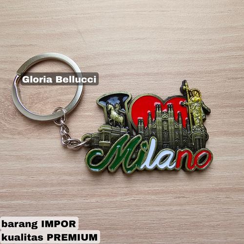 Jual gantungan kunci milan italia keychain souvenir oleh oleh negara ...