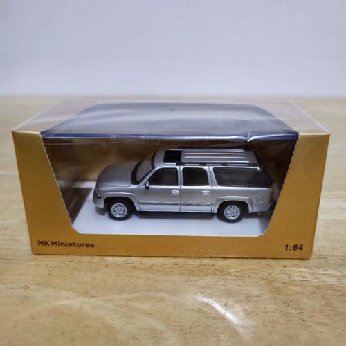 Jual MK Miniatures Chevrolet Suburban Diecast Koleksi Mobil Mainan Mini ...